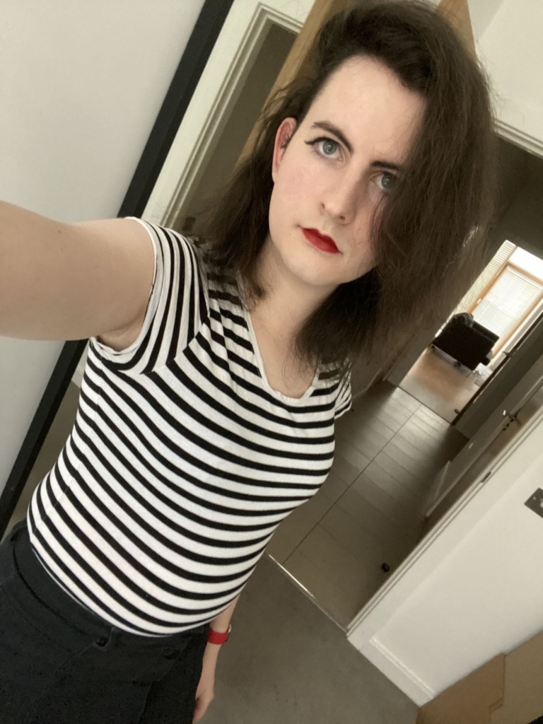 Transica Novi Sad | Hotlajn Srbija - Pozovi: 0906/444-808 – lokal 400